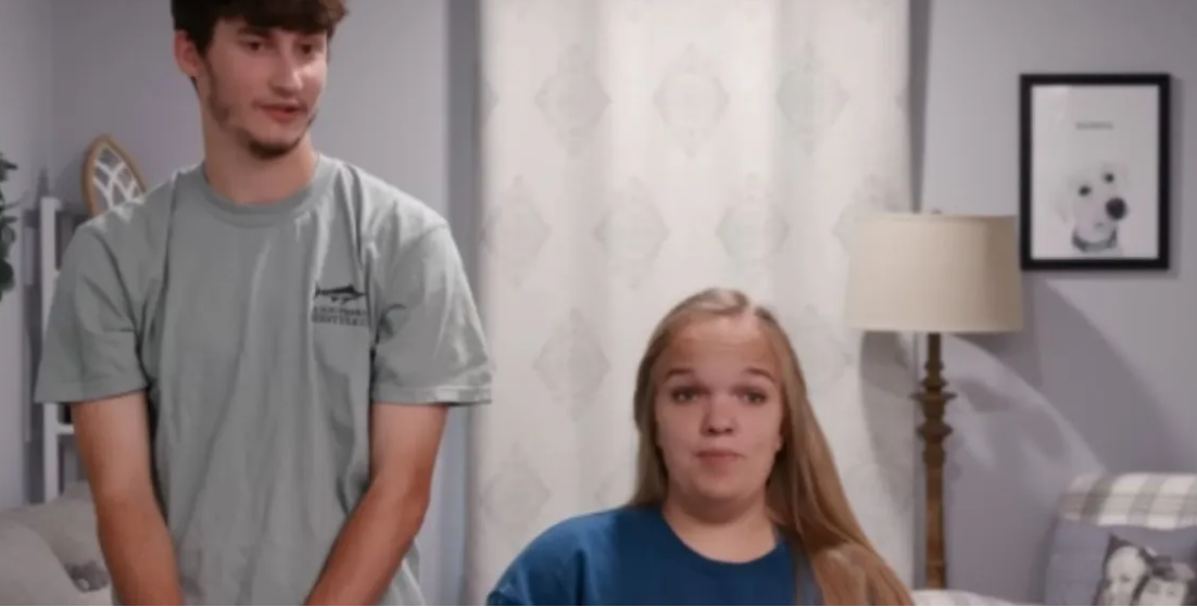 7 Little Johnstons: Fans Slam Liz & Brice For Turning Their Dream Wedding Into A Money-Making ...